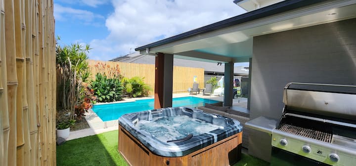 Luxury Home Pool & Spa Only 400 Metres From Shell Cove Marina & Close To Beaches - Shellharbour