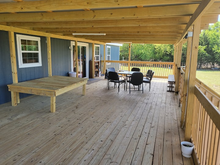 Farm Stay With Lots Of Activity - Greenville, TX