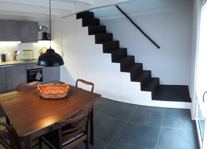 Schönes Maisonetten Apartment Mit Gartenanteil - Friedrichshafen