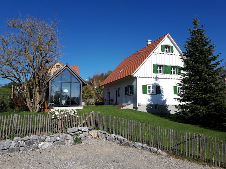 Wunderschönes Grundsaniertes Bauernhäusle - Friedrichshafen