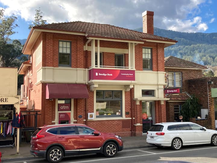 The Bank Warburton - Currawong Rd