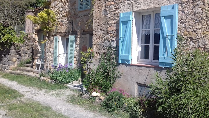 Maison Ancienne Dans Un Petit Hameau En Provence - Draguignan