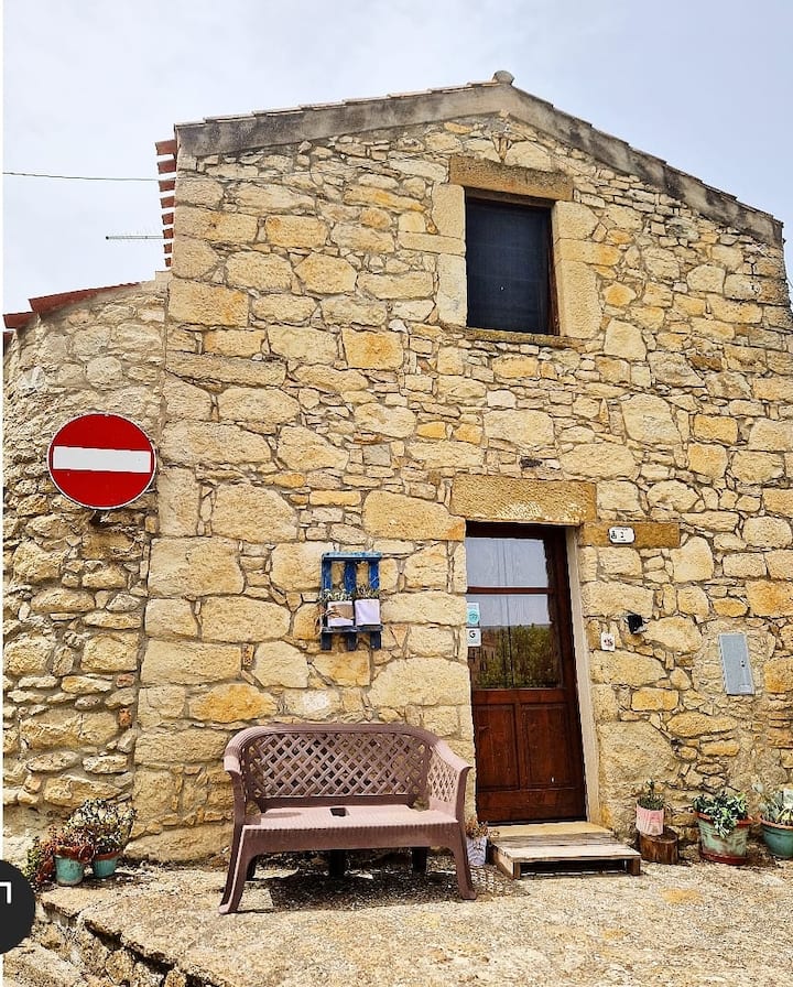 Casa Usai: Soggiorno E Relax In Marmilla - Villa Verde