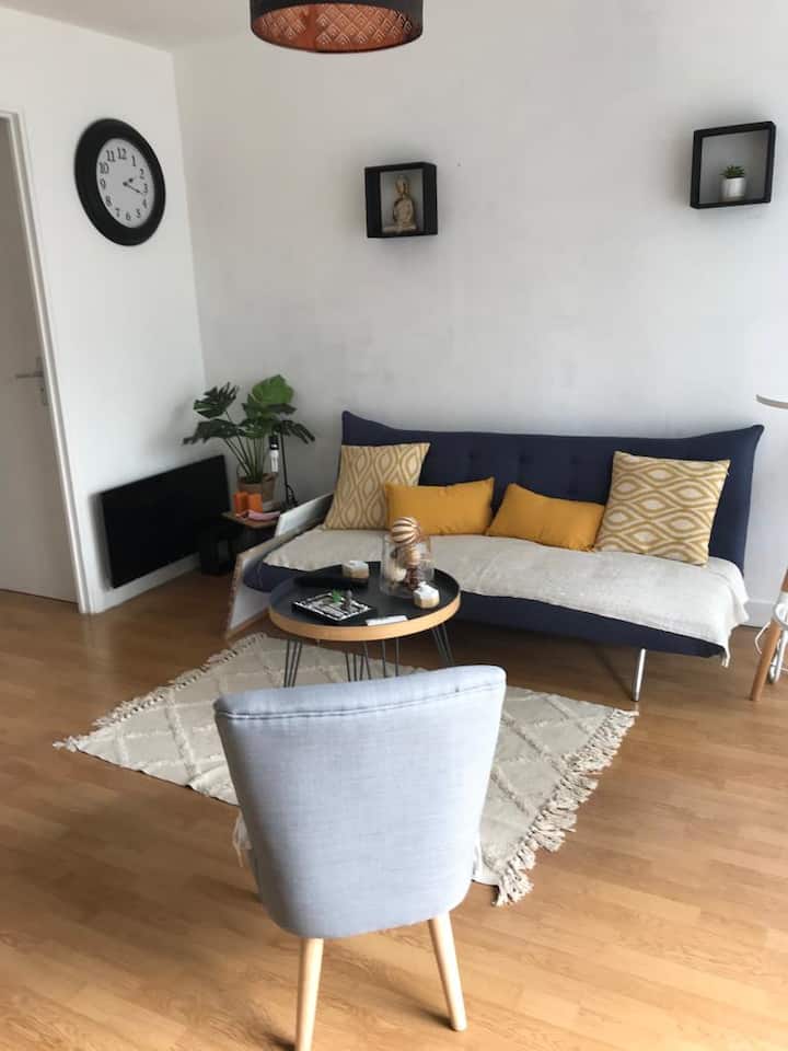 Appartement+balcon à 5 Min à Pied De La Défense - Puteaux