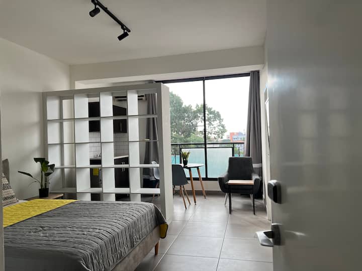 Newly Remodelled Private Apartment - Panama City