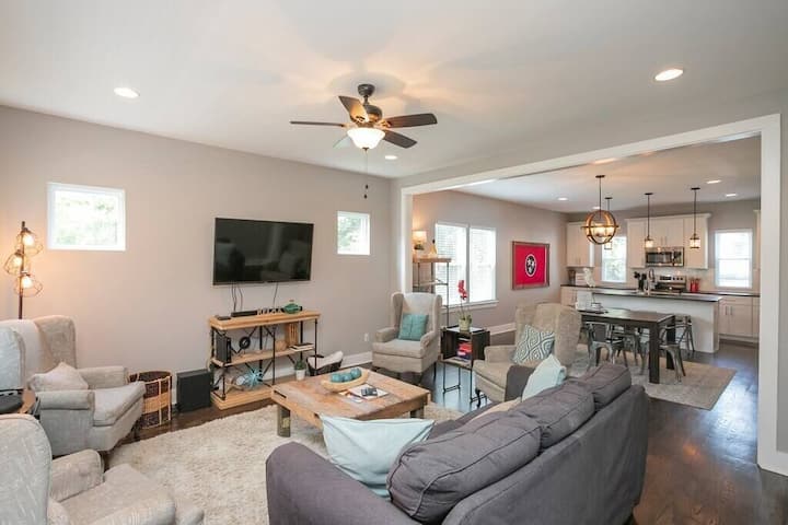 Music City Exquisite Haven | Perfect For Groups - Nashville, TN