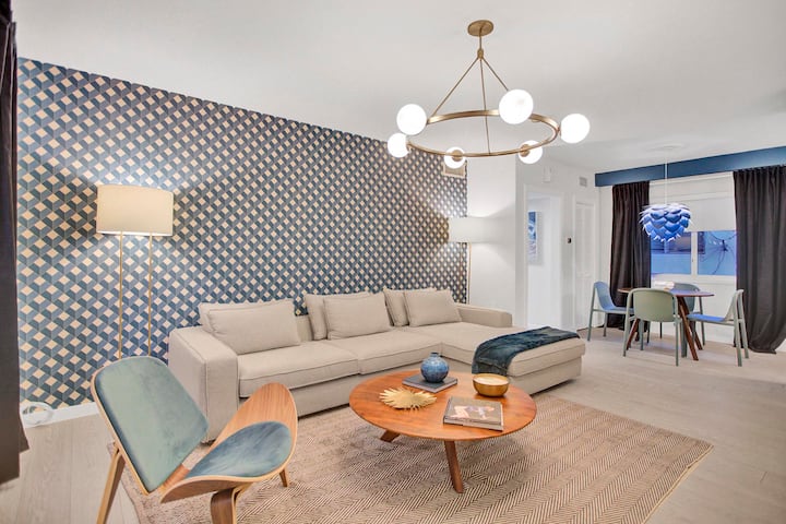 1,800sqft Double Suite | 2 Apts, 10 Guests - Miami Beach, FL