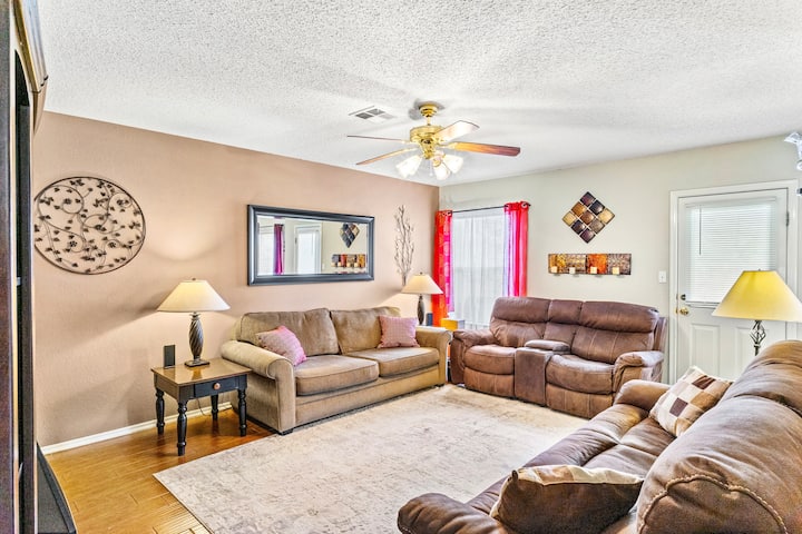 Private El Paso Getaway Near Franklin Mountains! - El Paso, TX