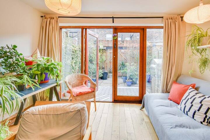Boho Bishophill Botanical Home - York