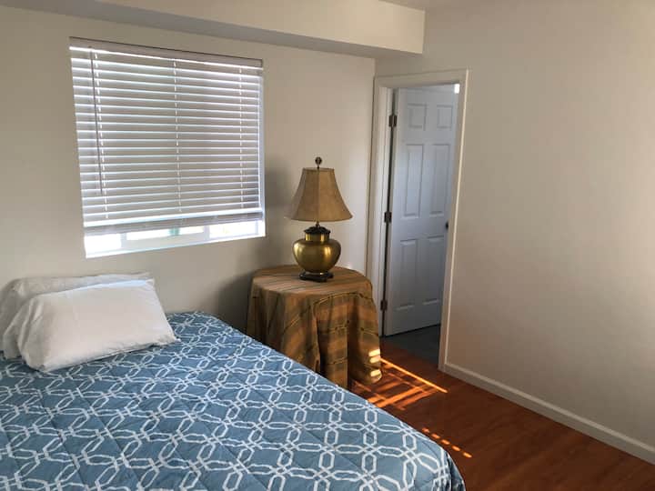 Private Bedroom/ Bathroom In New 4-bedroom Home #4 - Foster City, CA