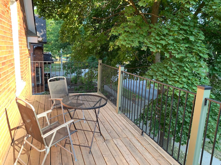 Victoria Park Apartment With Patio 2nd Floor - Waterloo, ON, Canada