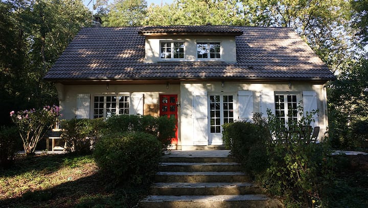 Cottage Isolé, Fête 24h/24 Autorisée, Lac, Nature - France