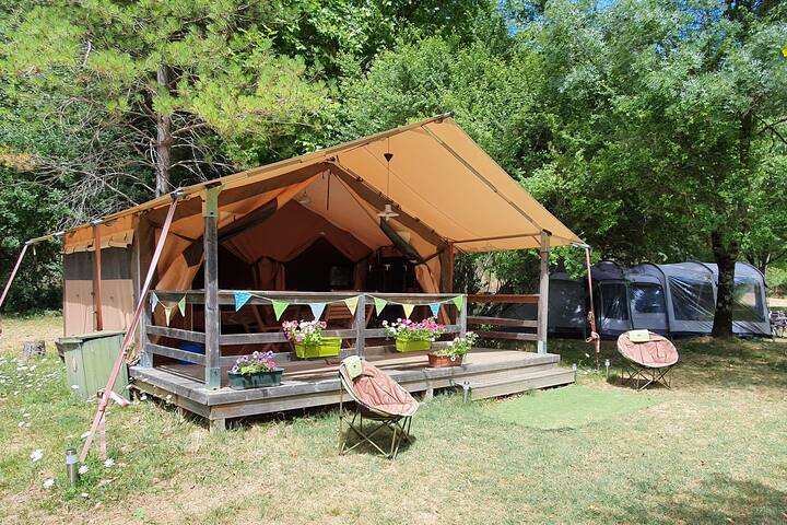 Lovely 2 Bedroom Safari Tent - Cajarc