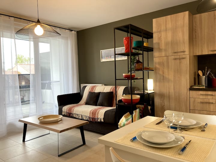 Une Terrasse En Centre-ville - La Rochelle