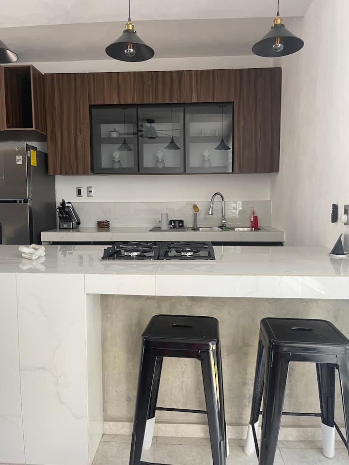 Cheerful 3 Bedroom 2.5 Bathroom With Parking Space - Colima