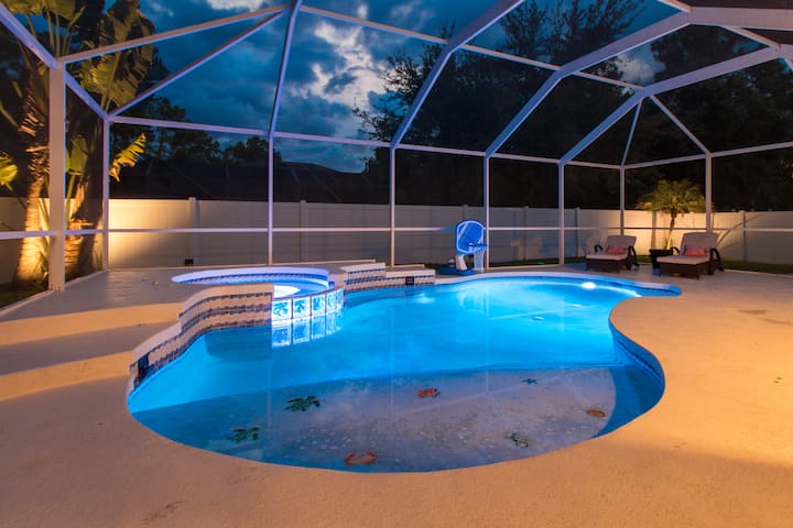 La Dolce Vita - Cheerful 3br/2ba W Saltwater Pool - North Port, FL