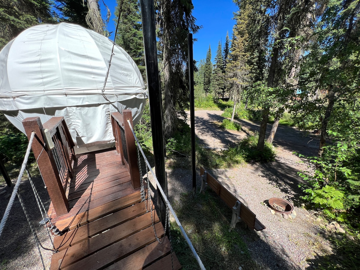 Triple G's Resort – Sky Dome 3 - Baumhäuser zur Miete in Essex, Montana ...