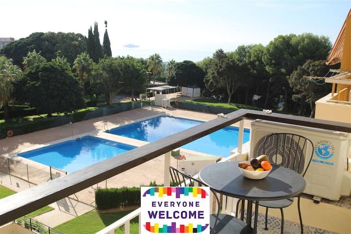 Luxurious 1 Bed Apartment With 5 Pools & Gardens. - Benalmádena