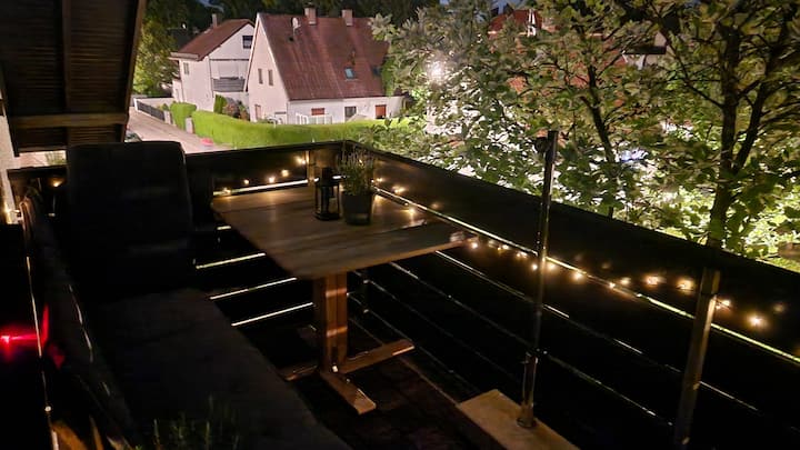 Ruhiges Apartment Mit Großem Balkon - Aschheim