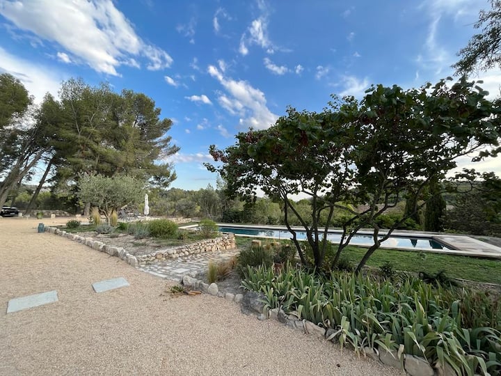 Sublime Chambre Sur Piscine, Pinède Et Alpilles - Les Baux-de-Provence
