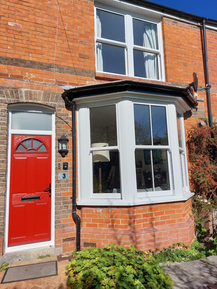 Weymouth Delightful Two Bedroom Character Cottage. - Weymouth