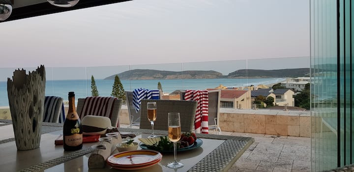 Stunning 3 Bedroom Apartment With Sea Views - Plettenberg Bay