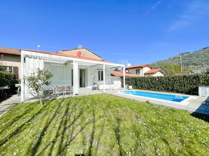 [3km From Sea]villetta La Rocca With Pool+2bedr+ac - Marina di Pietrasanta