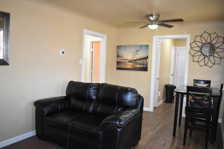 Maisonette B- 2 Bedroom Home - Midland, TX