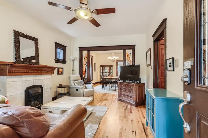 West Highland Bungalow / 2br W/ Private Backyard - Denver, CO