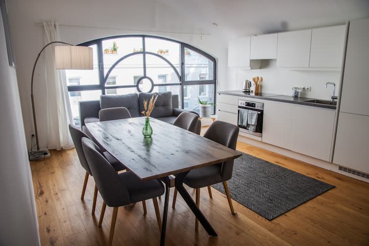 Apartments In "Hundertwasser Village" - Top 25 - Vienne