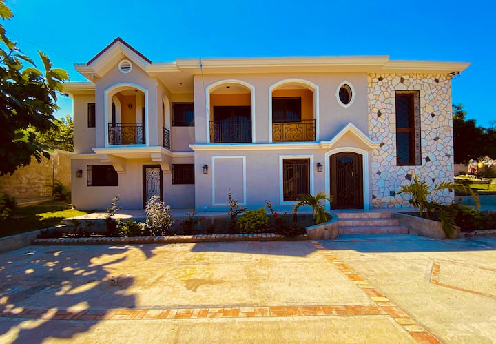 Amazing Homes 4 Bedr And Baths - Haiti