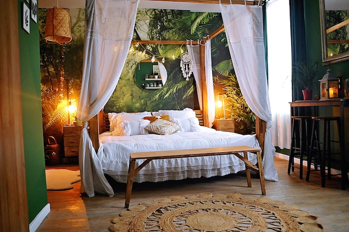 Jungle Romantique Spa & Cinéma Sous Les Arbres - Évreux