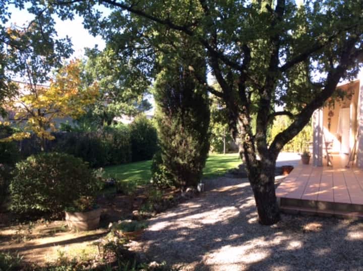 Magnifique Villa En Provence Avec Jacuzzi. - Cucuron