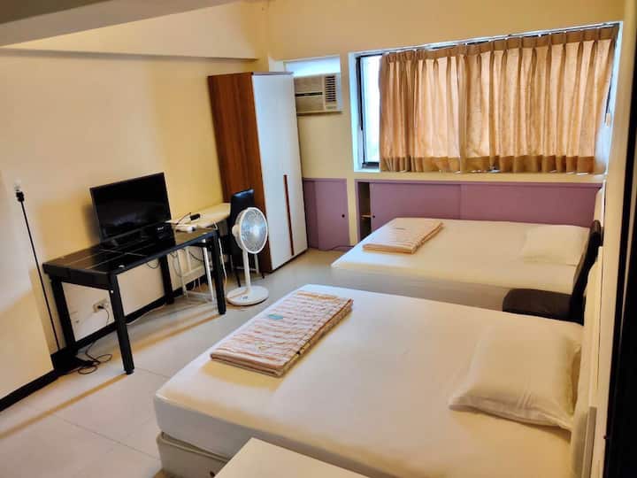 信義區/捷運藍線/電梯(一套房+ -起居室 )捷運市府站9分鐘/有浴缸泡澡/短期月租/有冰箱微波爐 - Taipei