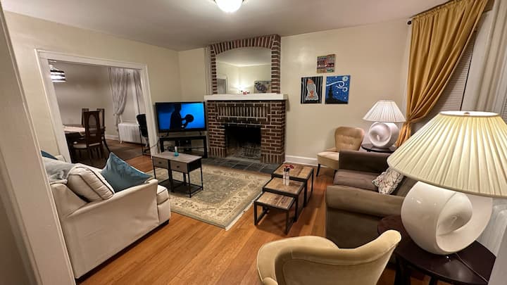 Cozy Albany Home - 伯利恆