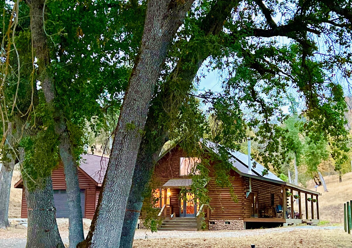 Secluded Log Cabin in Sequoia National Forest - Cabins for Rent in ...