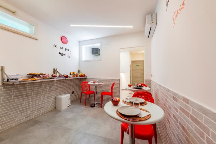 B&b Near The Sea And The Railway Station Ocean - Santa Marinella
