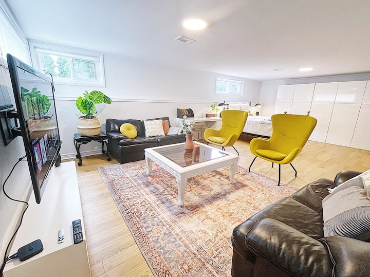 Large 2-bedroom Unit In Bayview Village - Toronto