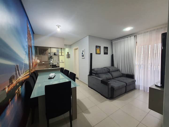 Apto 2 Quartos,1 Suíte Em óTimo Bairro - Curitiba