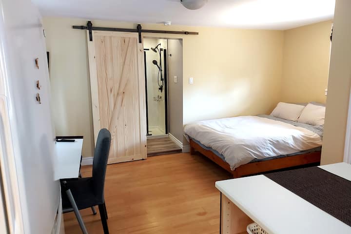 Studio Comfortable En Face De Ottawa - Gatineau
