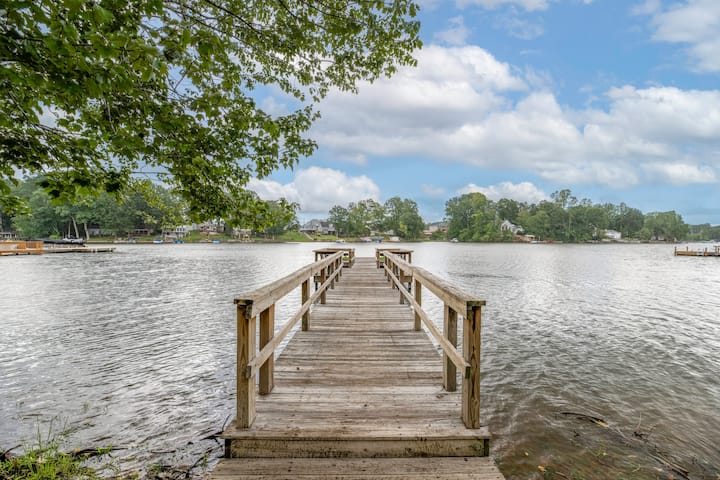 Breathtaking Views At This Lakefront Home W/ Dock - Lexington, NC
