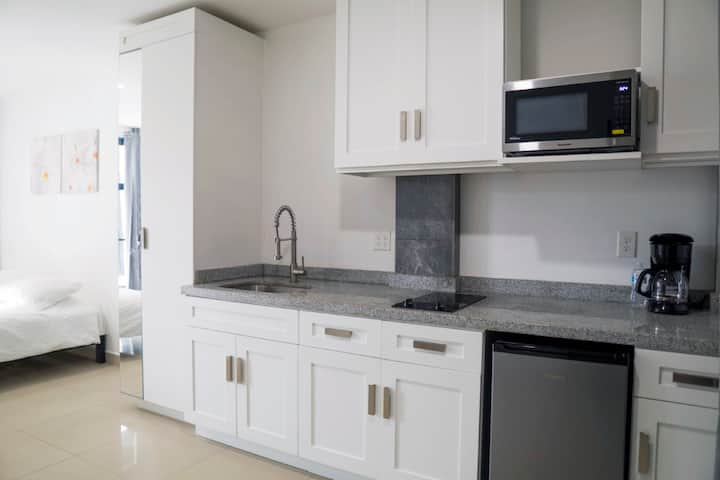 Casa Lopez Mzt / Modern Loft 2 / Rooftop Pool - Mazatlan