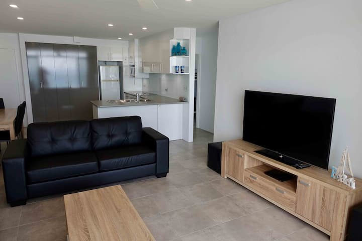Oceanic Unit 19 - Tuncurry