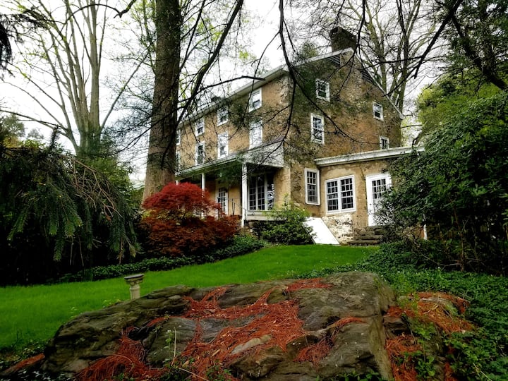 1820s Farmhouse On Spectacular Grounds - Media, PA
