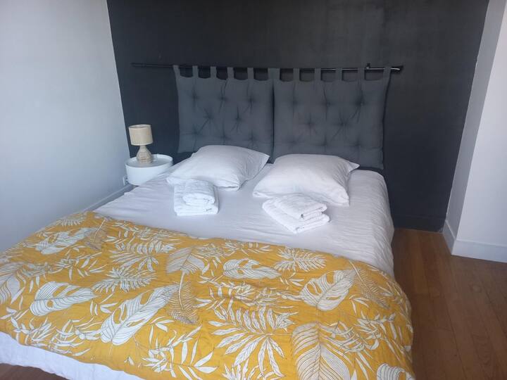 Donville Les Bains Agréable Chambre D'hôtes - Granville