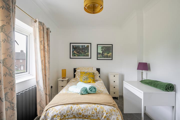 6 Rosabelle - Colchester