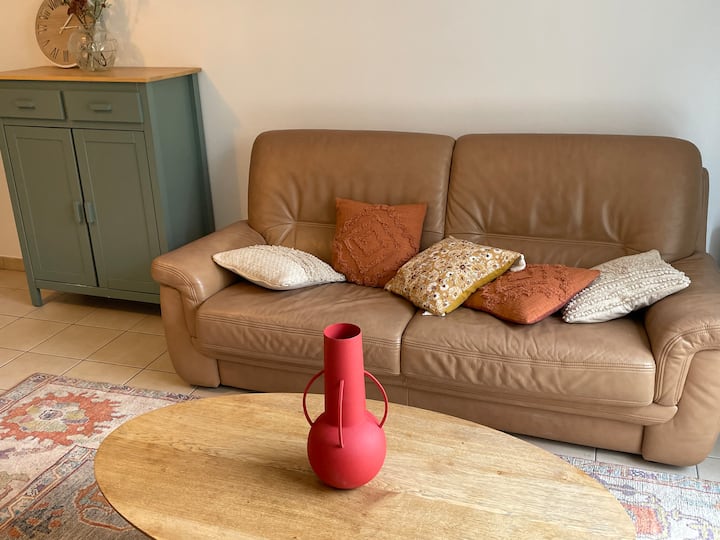 Maison Parisienne Spacieuse Et Agréable - Suresnes