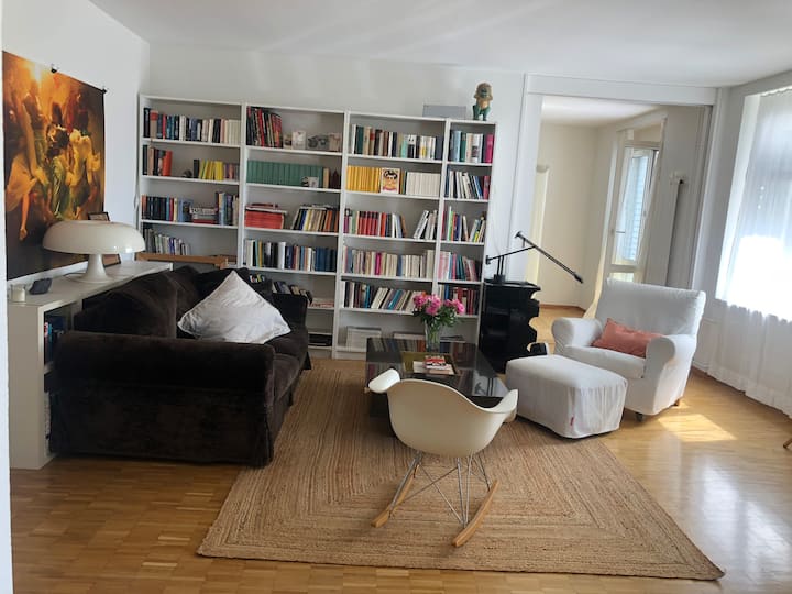 Central Mais Calme : Appartement Près De La Gare - Zürich