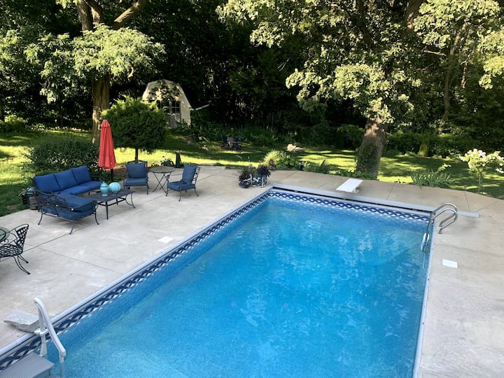 Country Living/downtown Access - Middleton, WI
