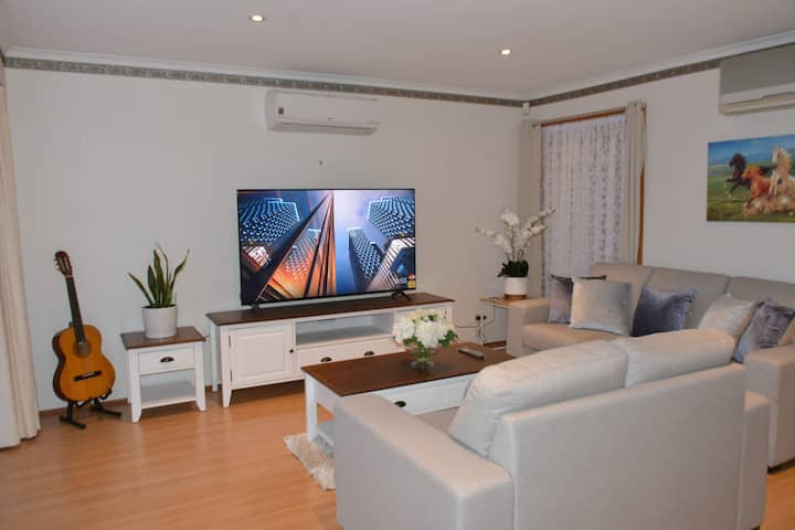 Charming 3br House, 2 Minutes Drive To Two Beaches - Dromana